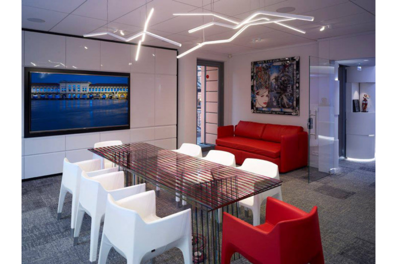 Boomer™ – Luminart Lighting